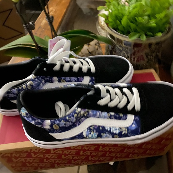 Vans | Shoes | Vans Floral Multicolor | Poshmark